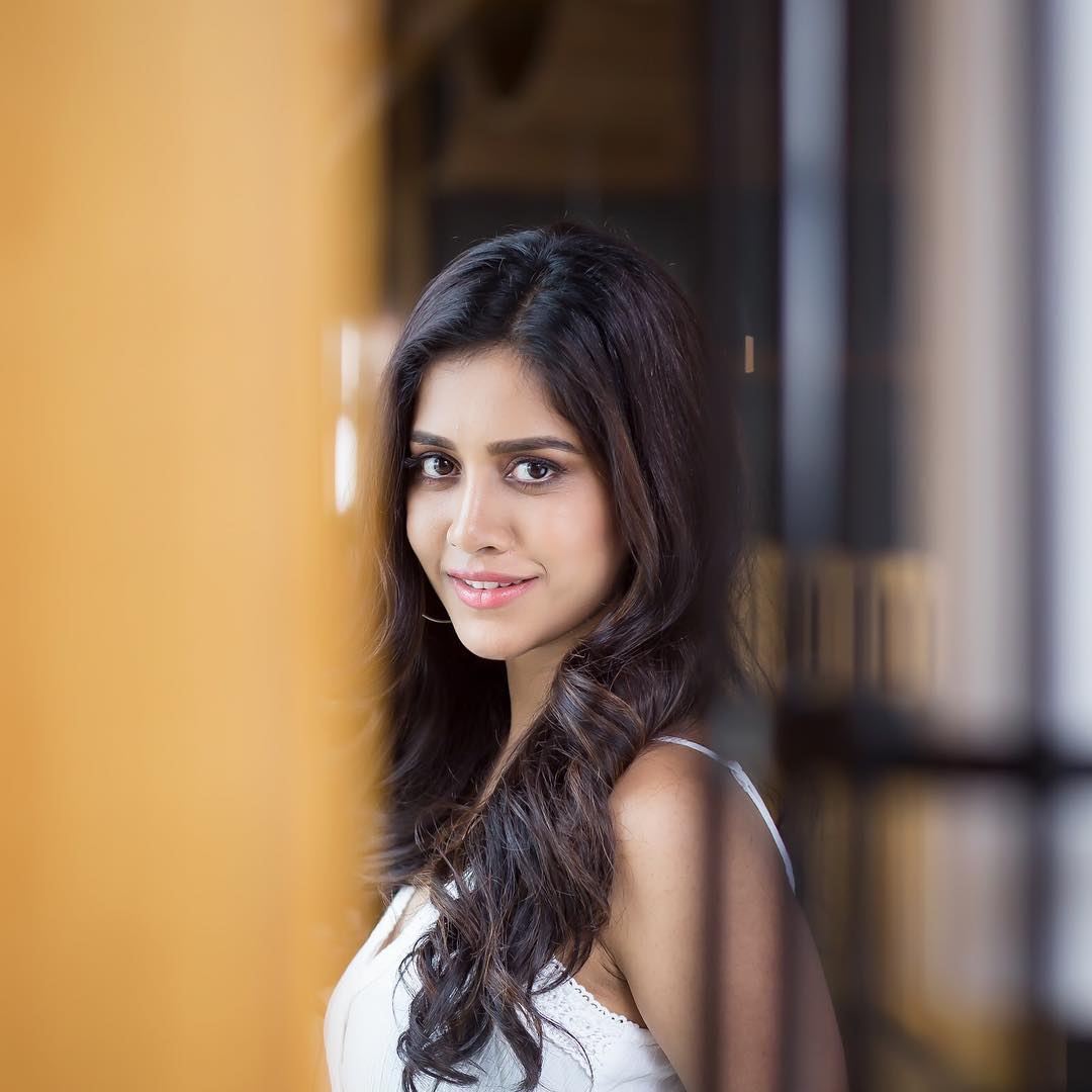 Nabha Natesh New Latest HD Photos | iSmart Shankar, Nannu ... Nabha Natesh New Latest HD Photos | iSmart Shankar, Nannu ...